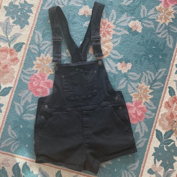 Brandy Melville | Pants & Jumpsuits | Daisy Dukes Shorts Overalls ...
